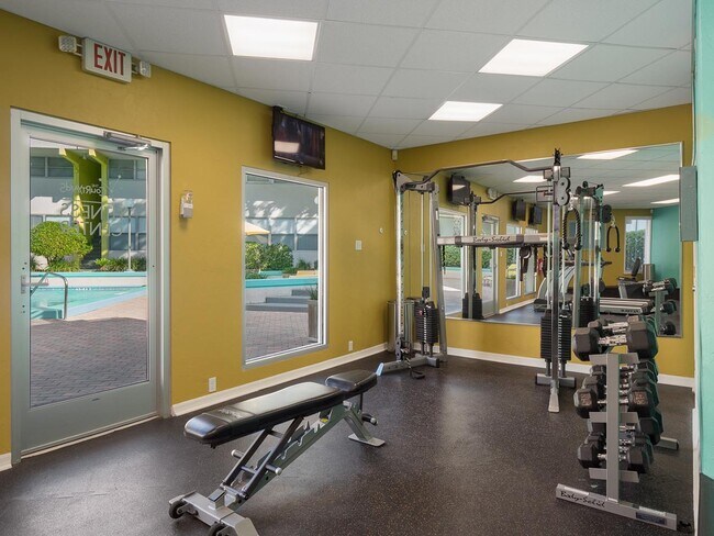 Courtyards Student Apartments | University of Florida | Off-Campus ...