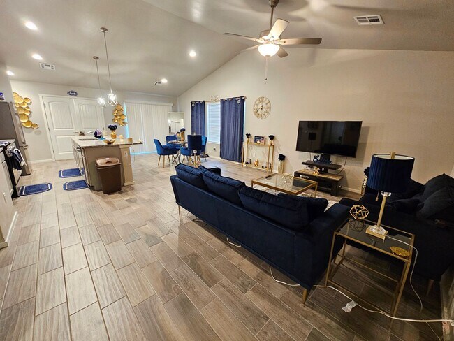 Open & Airy 3 Bedroom/2 Bath Home with Ref... - House Rental in Alamogordo, NM | ForRent.com