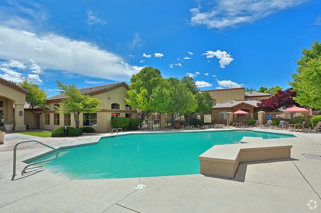 Links at High Resort Apartments - Rio Rancho, NM | ForRent.com