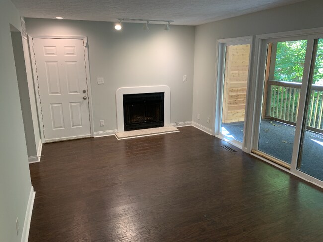 9594 S Lake Ridge Dr Condo Unit 160 - Condo for Rent in Bloomington, IN ...