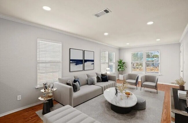 3003 E Martin Luther King Jr Blvd - House Rental in Austin, TX ...