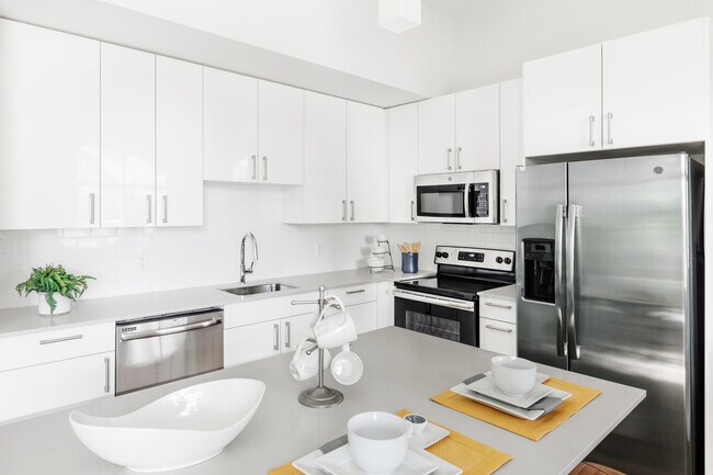 University of Massachusetts Boston | Off-Campus Housing Search