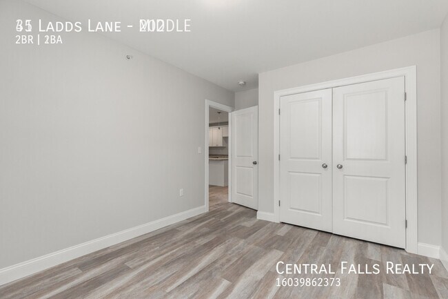 35 Ladds Ln Unit 202 Off-Campus Housing, Epping, NH