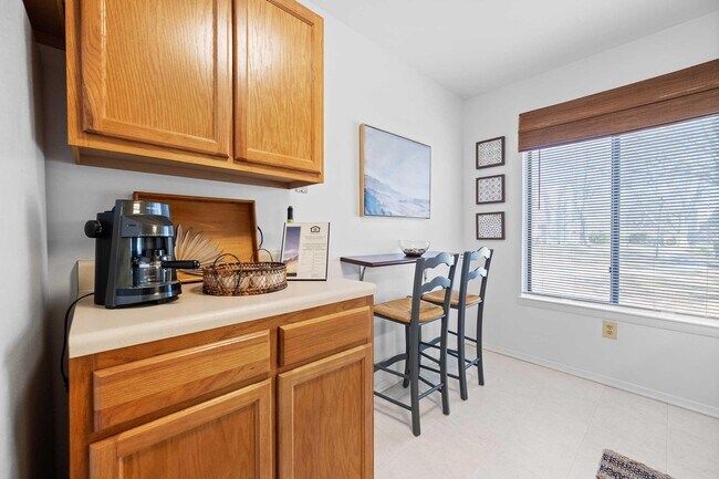 Foxridge Apartment Homes - Blacksburg, VA | ForRent.com