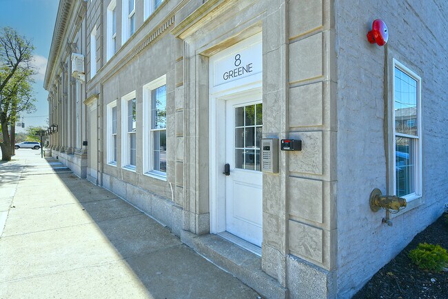 8 Greene Ave Apartments - Amityville, NY | ForRent.com
