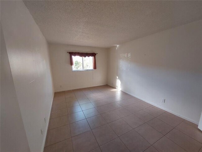 253 S Cypress Rd Condo Unit 206 - Condo for Rent in Pompano Beach, FL ...