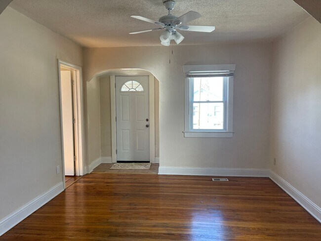 Available for touring on 3/18/2024 - Appoi... - House Rental in New ...