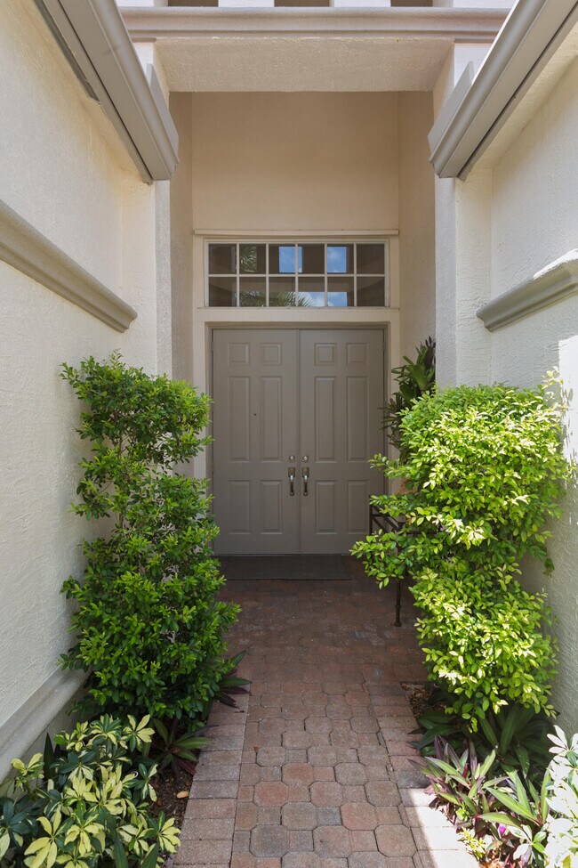 8598 Via Brilliante - House Rental in Wellington, FL | ForRent.com