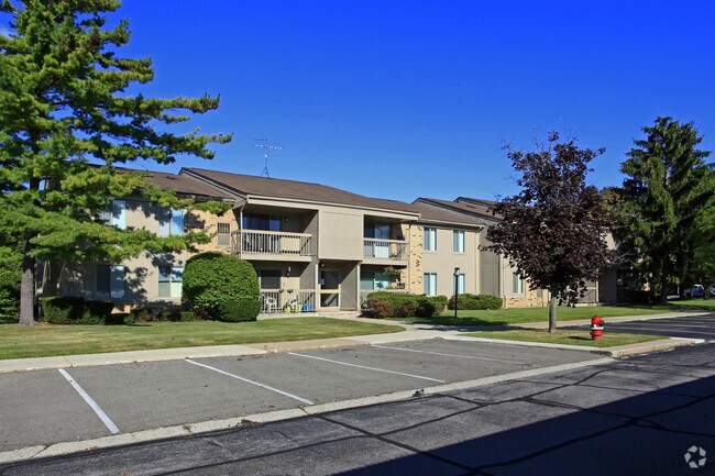 Timberlea Village Apartments For Rent in Rochester Hills, MI | ForRent.com