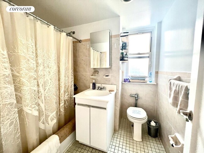 141-18 78th Ave - Condo for Rent in Queens, NY | ForRent.com