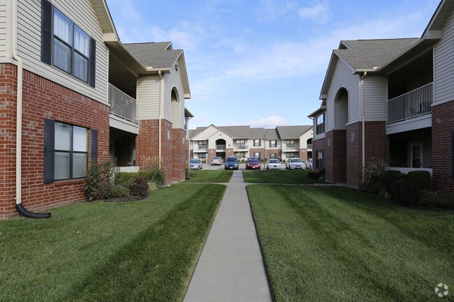 The Ridge of St. Joseph Apartments - Saint Joseph, MO | ForRent.com