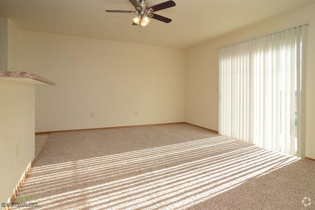 Evergreen Estates Apartments For Rent in Appleton, WI | ForRent.com