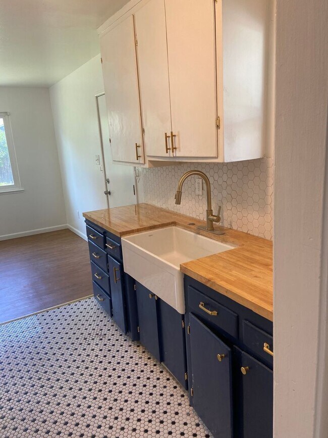 7616 Lytle St - House for Rent in Sacramento, CA | ForRent.com