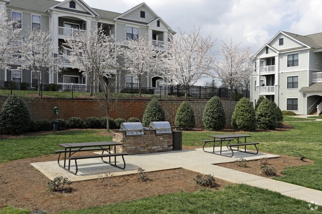 Crescent Park Commons Apartments - Greer, SC | ForRent.com