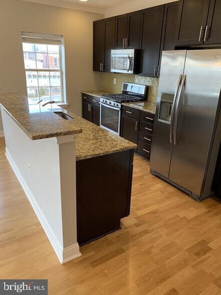 700 Commodore Court Unit 2703 - Condo for Rent in Philadelphia, PA ...
