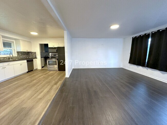 Updated Ranch Style 3BD Home - SE Portland! - House Rental in Portland ...