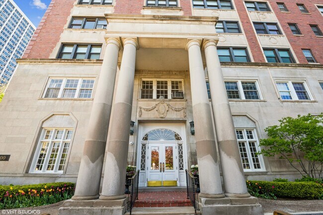 4300 N Marine Dr Unit 503 - Condo for Rent in Chicago, IL | ForRent.com