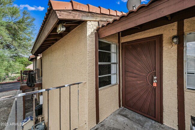 725 E Vogel Ave Unit 202 Off-Campus Housing, Phoenix, AZ