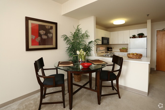 Bigelow Commons Apartments For Rent in Enfield, CT | ForRent.com