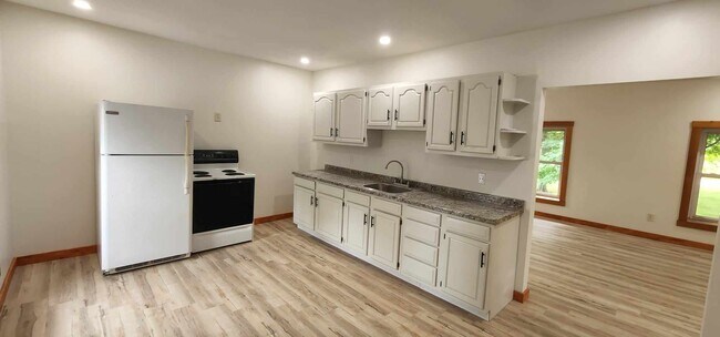5177 Lower Mountain Rd Apartments - Lockport, NY | ForRent.com