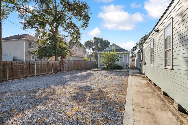 3424 Lasalle St - Condo for Rent in New Orleans, LA | ForRent.com