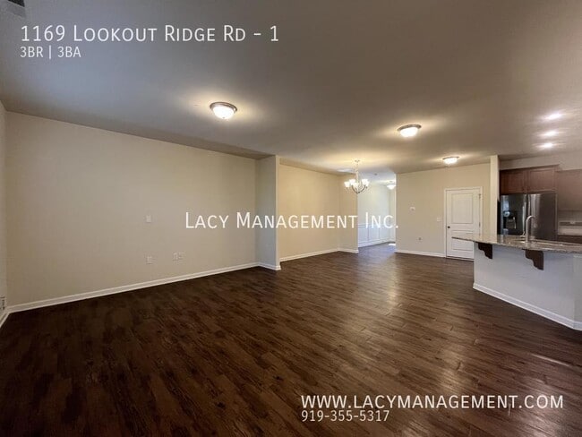 1169 Lookout Ridge Rd - Townhome Rental in Apex NC | ForRent.com