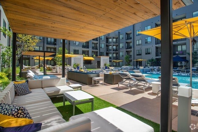 Chroma Apartments - Saint Louis, MO | ForRent.com