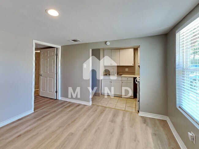 506 E University Ave Unit C - Condo for Rent in Waxahachie, TX ...