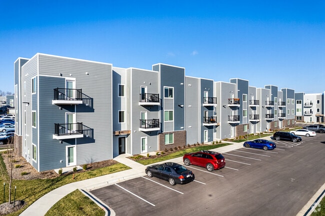 Lofts at Fox Ridge For Rent in Raymore, MO | ForRent.com