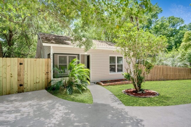 4648 Merrimac Ave House - House Rental in Jacksonville, FL | ForRent.com