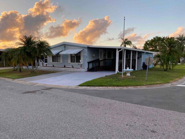 7432 Sandcastle Dr - House Rental in Ellenton, FL | ForRent.com