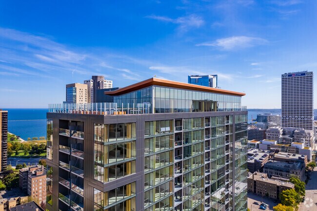 Ascent Apartments For Rent in Milwaukee, WI | ForRent.com