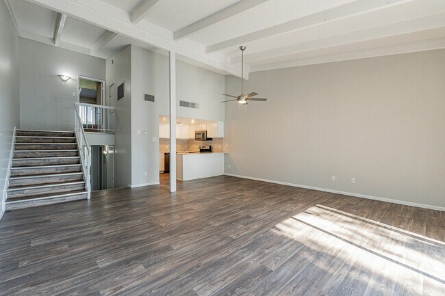 Collins Off Colter Apartments - Phoenix, AZ | ForRent.com