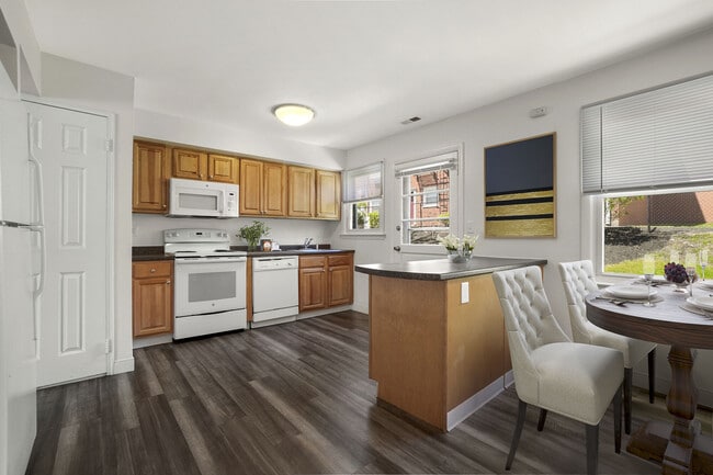 Stony Brook Commons Apartments - Roslindale, MA | ForRent.com