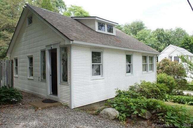 36 Spring Glen Rd - House Rental in East Lyme, CT | ForRent.com