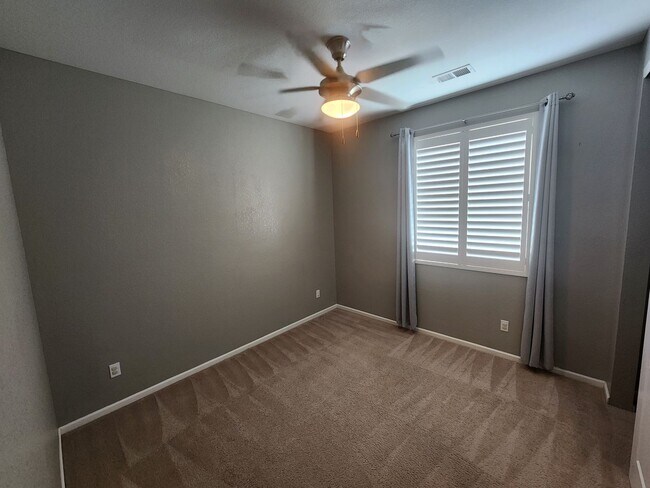 Stunning 3 Bedroom Ranch Style Home In Gre... - House Rental in Aurora ...