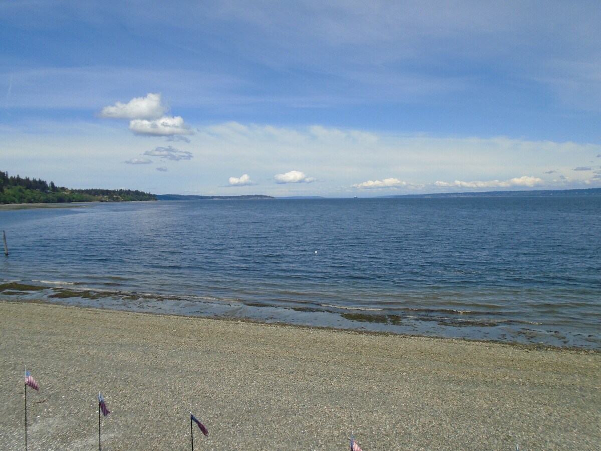 11143 Rolling Bay Walk NE - House for Rent in Bainbridge Island, WA ...