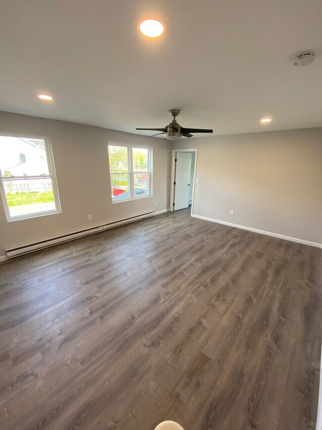 129 Weed Ave Unit 2C - Condo for Rent in Stamford, CT | ForRent.com