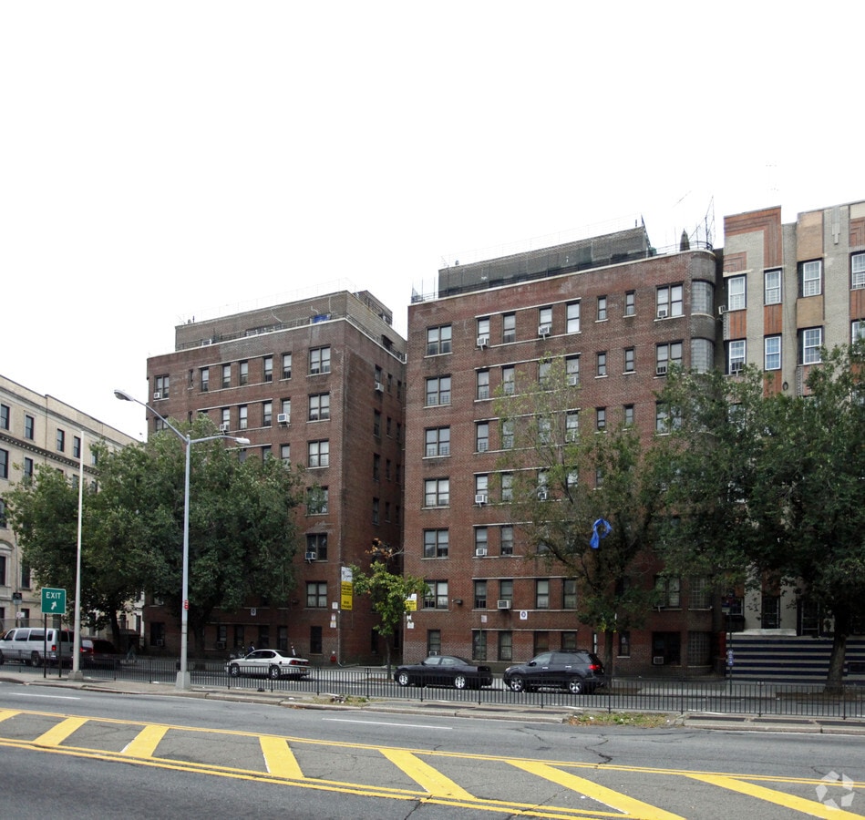 1777 Grand Concourse | Bronx, NY | Starting at $1,450 | ForRent.com