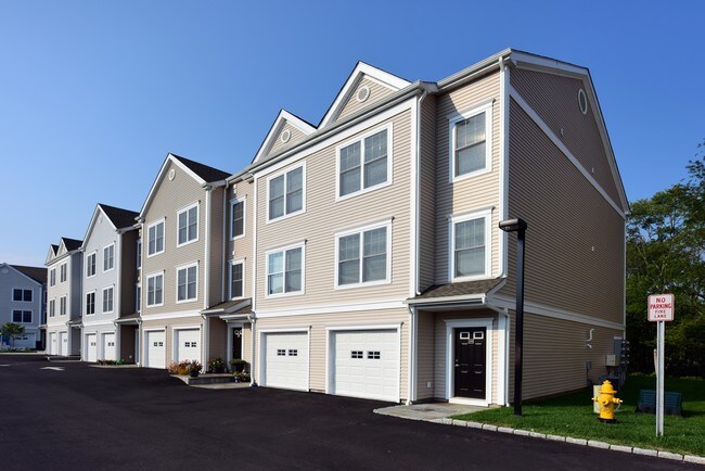 Mayfair Square Apartments - Townhomes for Rent - Danbury, CT | ForRent.com