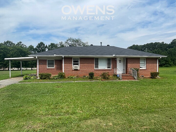 2067 Rosebud Rd - House for Rent in Grayson, GA | ForRent.com