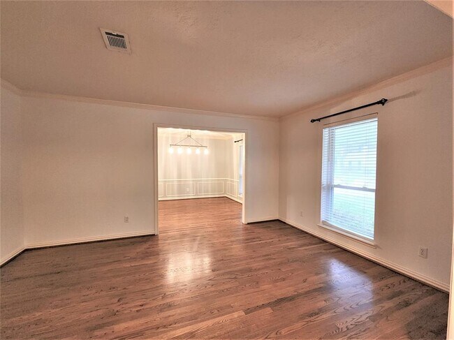 11318 Chevy Chase Dr - House Rental in Houston, TX | ForRent.com