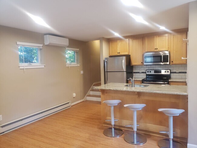 Two Story Modern Home in Heart of SE Portland - House Rental in ...