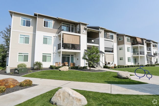 The River House at the Trailhead Apartments - Spokane Valley, WA ...