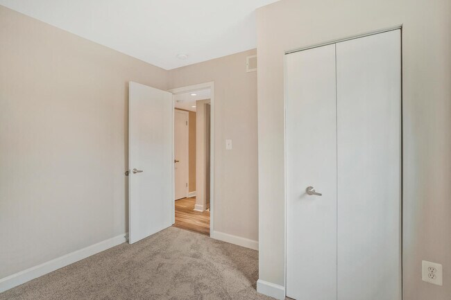 2900 Pomeroy Rd SE Condo Unit NEW Parkchester - Condo for Rent in ...