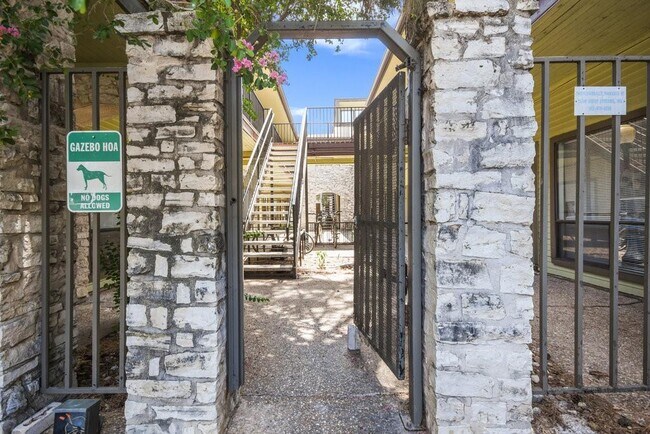 2815 Rio Grande St Unit 101 - Condo for Rent in Austin, TX | ForRent.com