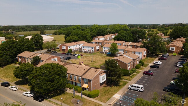 Hampton Community Townhomes - Hampton, VA | ForRent.com