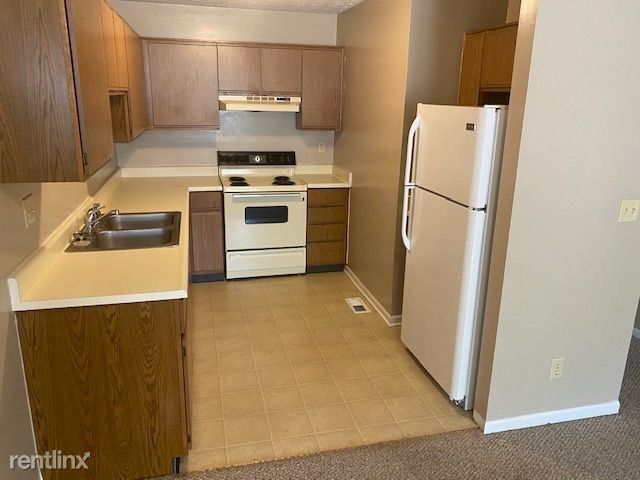 2 br, 1 bath Duplex - 5B Stevens Drive 5A Townhome - Townhome Rental in ...