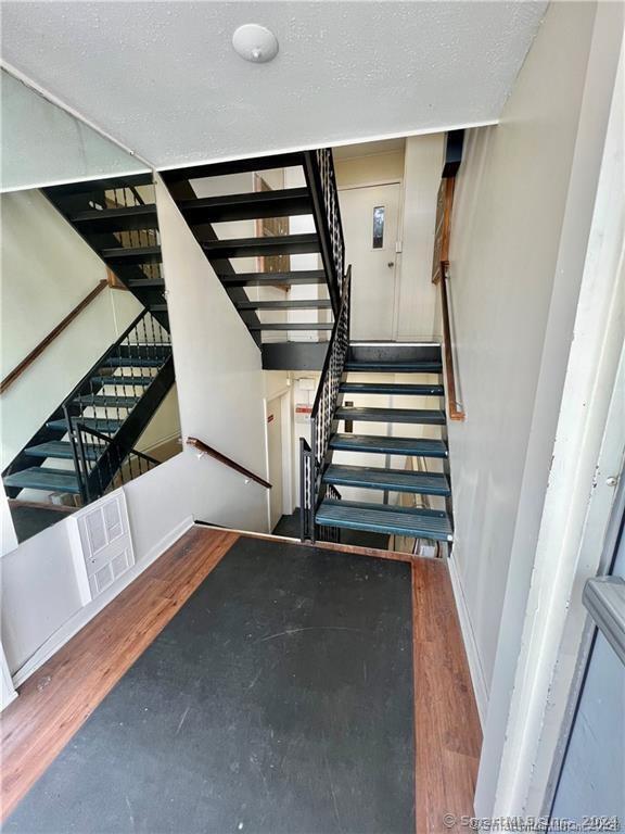 1428 North Ave Condo Unit A1 - Condo for Rent in Bridgeport, CT ... 1428 North Ave Condo Unit A1 - Condo for Rent in Bridgeport, CT ...