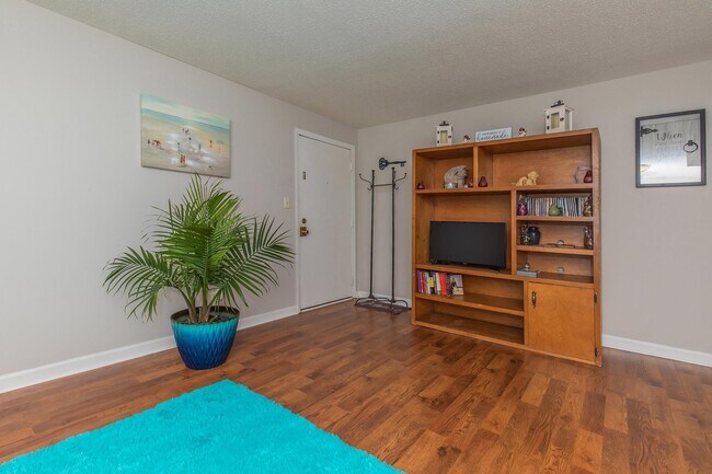 Red Top Apartments - Birmingham, AL | ForRent.com